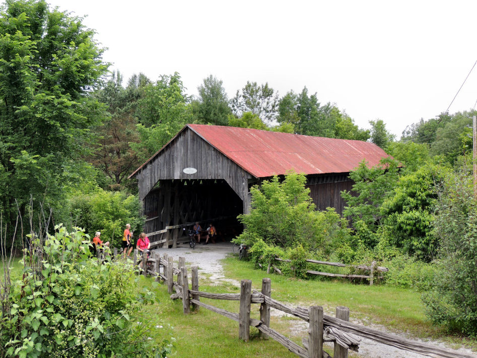 Un beau dimanche aux ponts couverts de Cookshire-Eaton | Les ponts ...