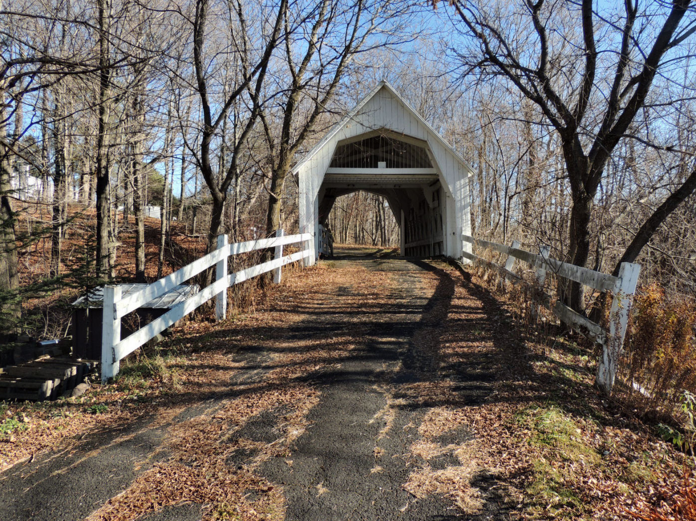 Visite de novembre au pont Cousineau de Valcourt | Les ponts couverts ...