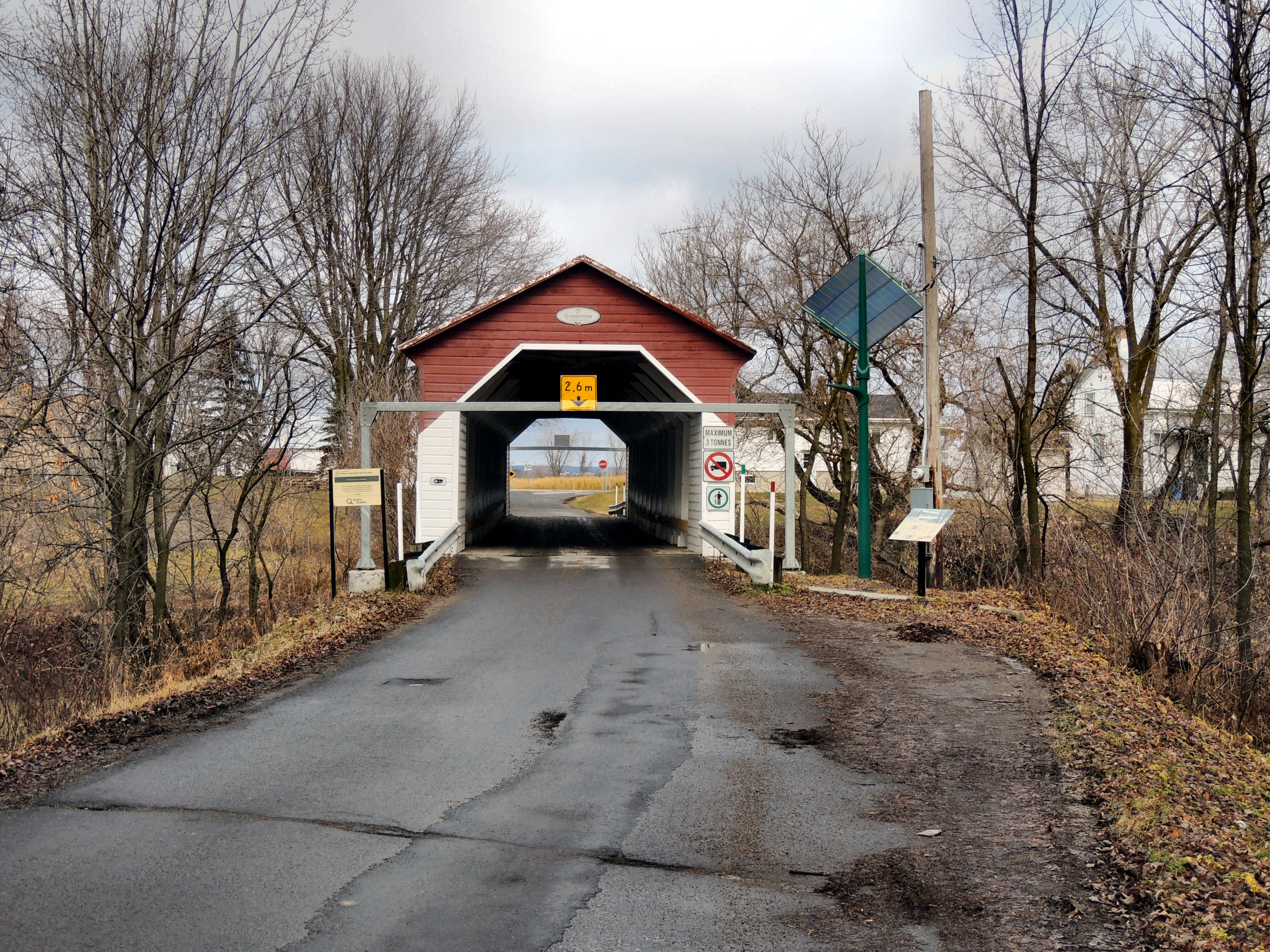 Du nouveau au pont couvert Grandchamp | Les ponts couverts au Québec