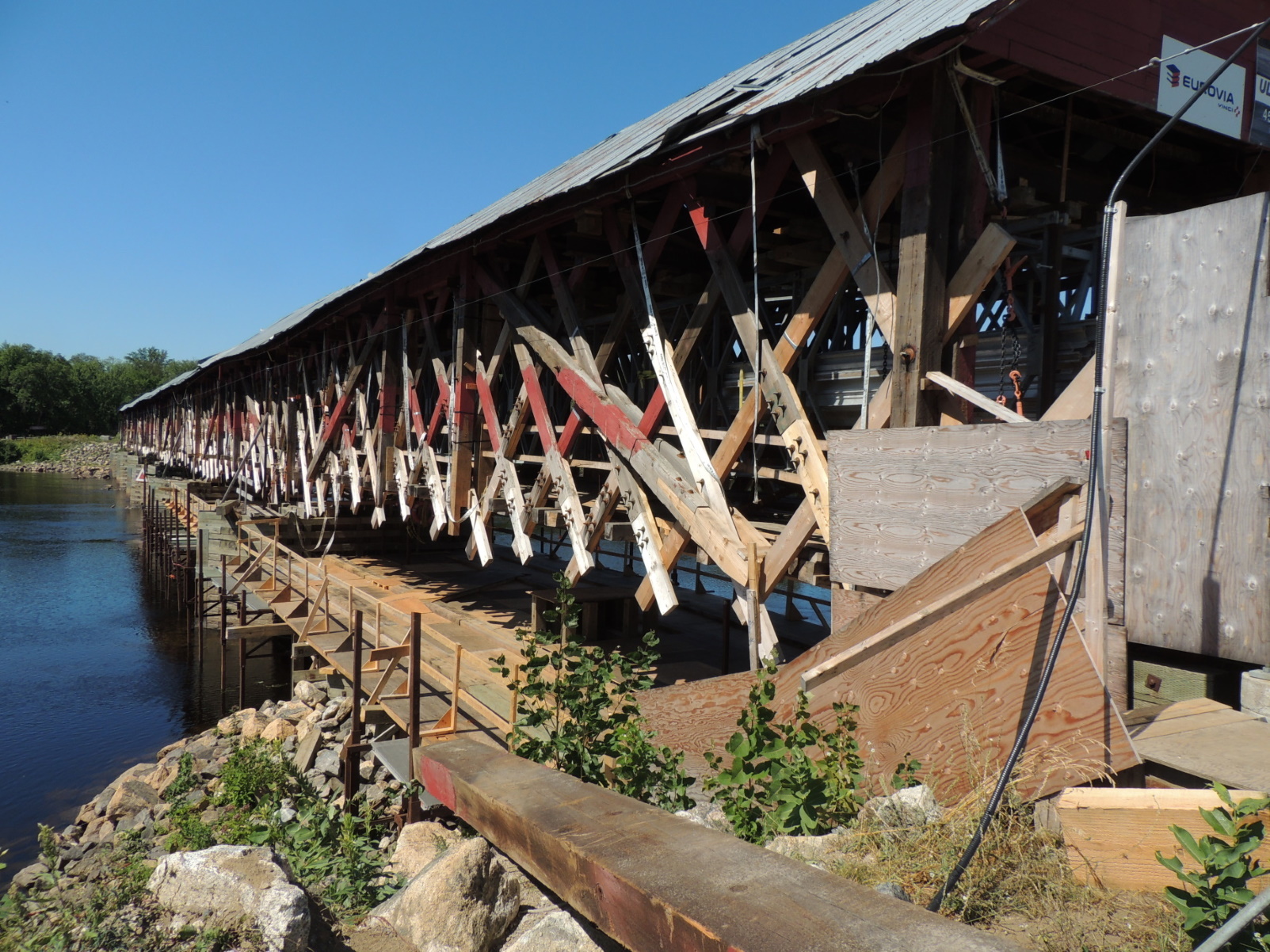 Les travaux avancent bien à Fort-Coulonge | Les ponts couverts au Québec