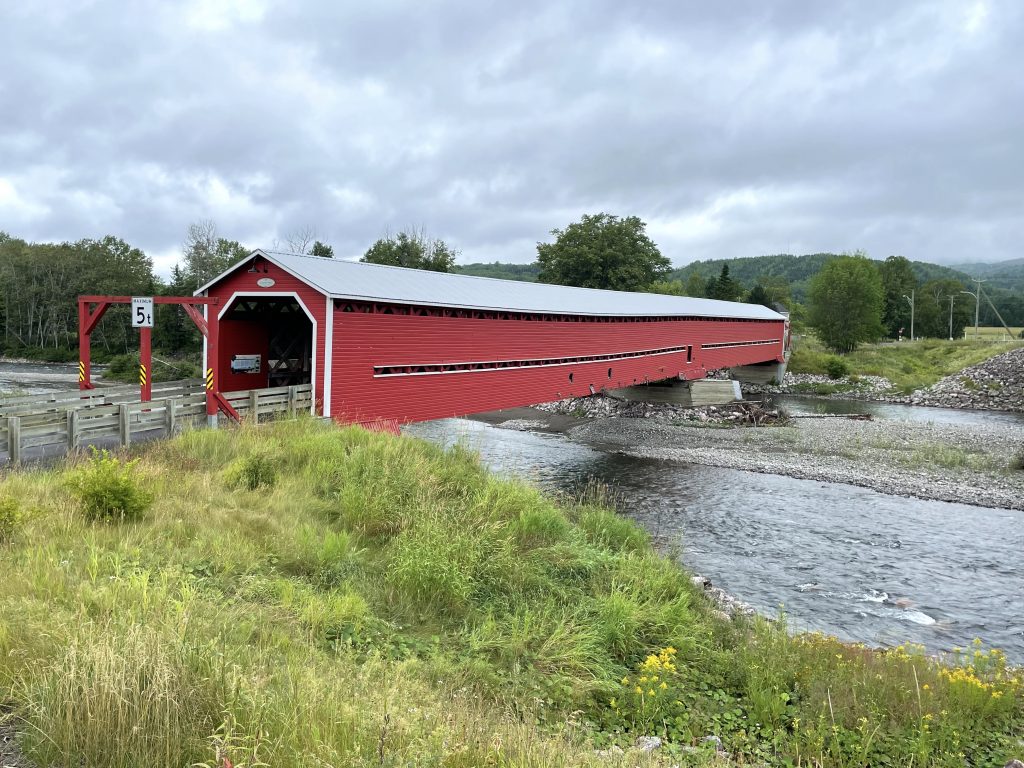 Une visite du majestueux pont couvert de St-Edgar | Les ponts couverts ...