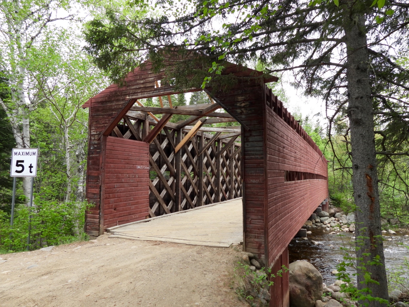 Pont de St-Placide | Les ponts couverts au Québec